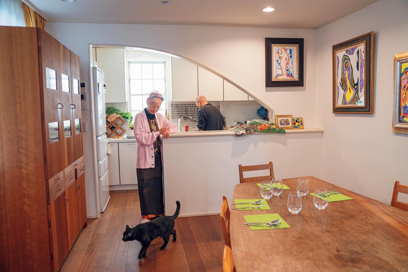 人が集い語らい、発信する家。『CASUCA』デザイナー・安野ともこさんのくつろげる部屋（前編） | 【クウネル・サロン】“マチュア”世代の ...